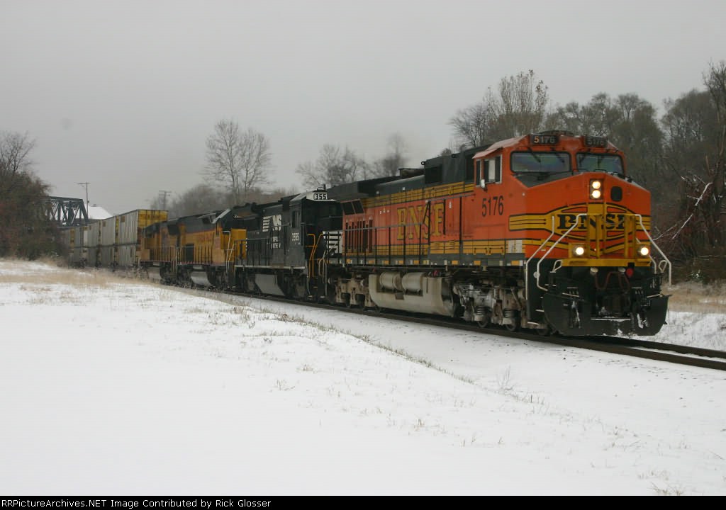 EB NS 214 With Colorful Power Lashup...@ 1028 hrs.